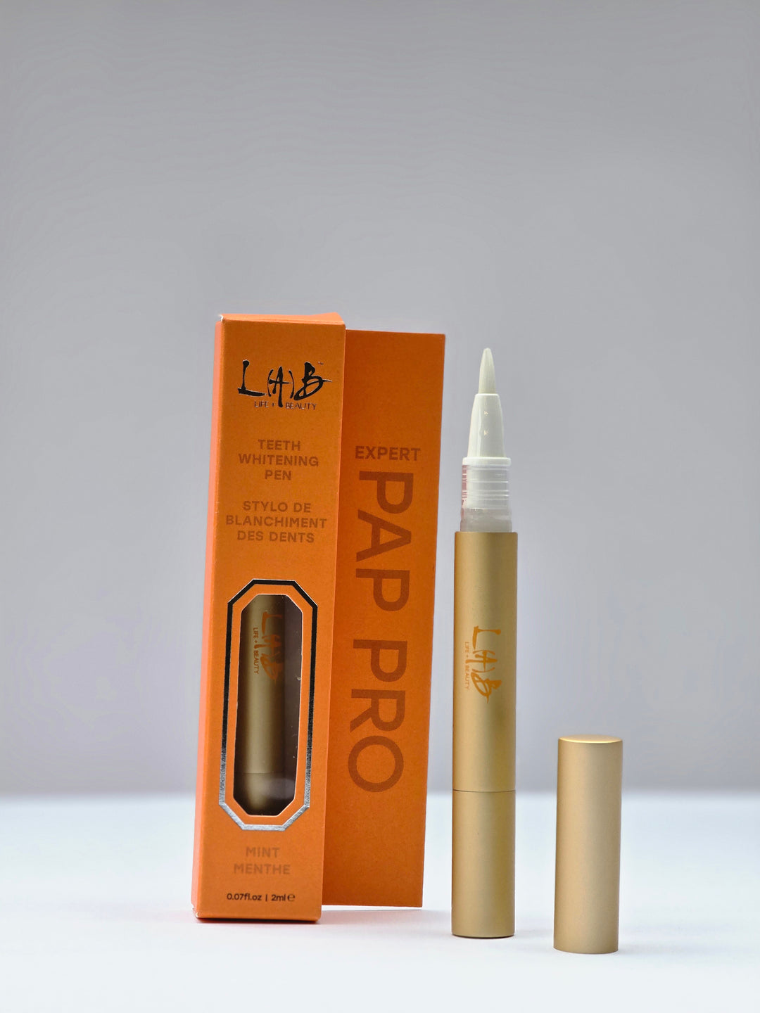 Expert PAP Pro Teeth Whitening Pen – L(A)B=LIFE+BEAUTY