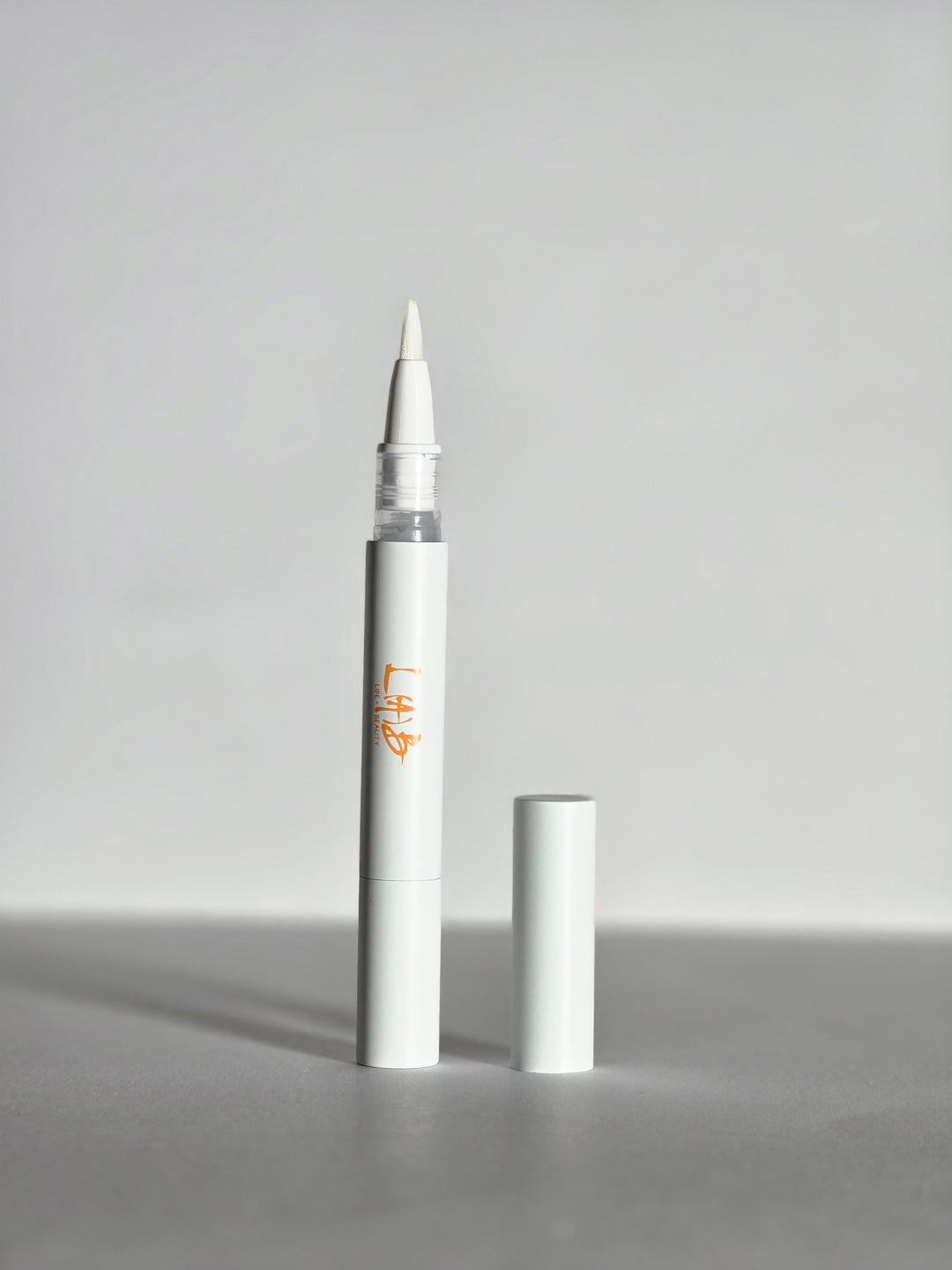 Expert PAP Pro Teeth Whitening Pen – L(A)B=LIFE+BEAUTY